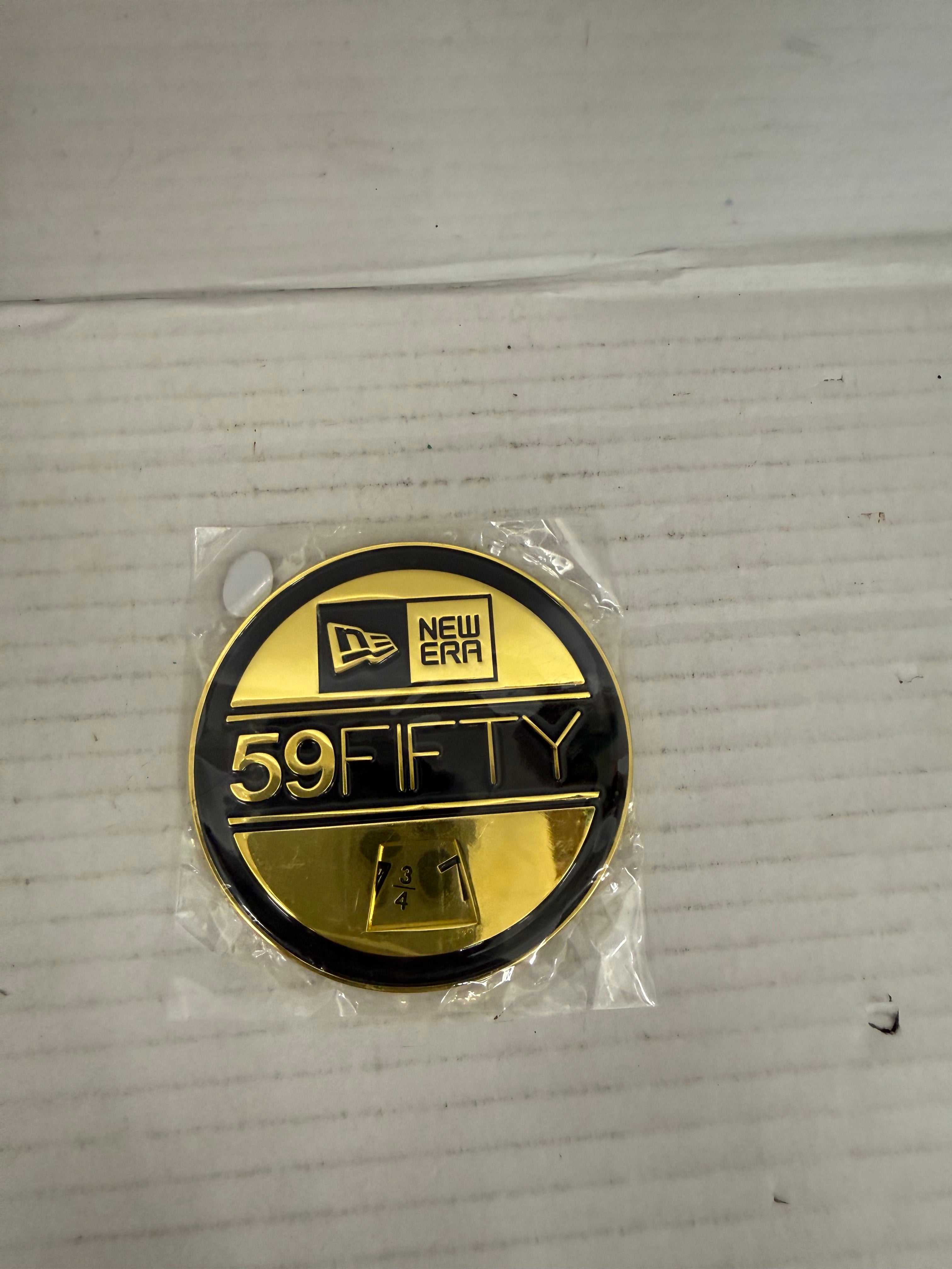 New Era 59FIFTY Visor Sticker Emblem Paperweight Rotating Size Limited ...